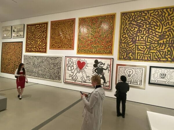 THE BUZZ: Keith Haring's Iconic Art: A Message of Inclusivity and ...